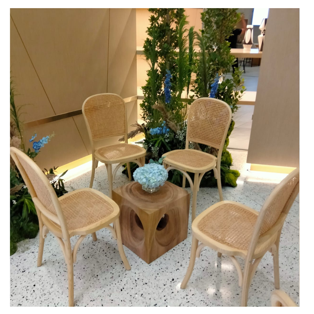 Oculus Side Table for Hire | Desert River Event Rentals Dubai